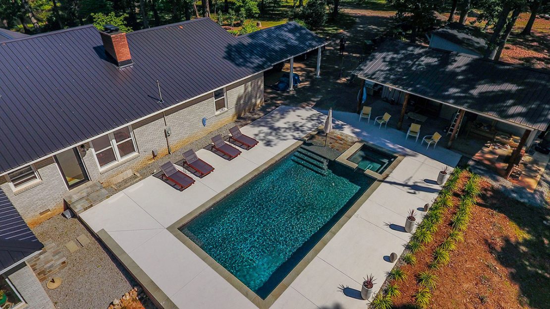 Flagstone Coping Beach Entry Pool – The Clearwater Pool Company