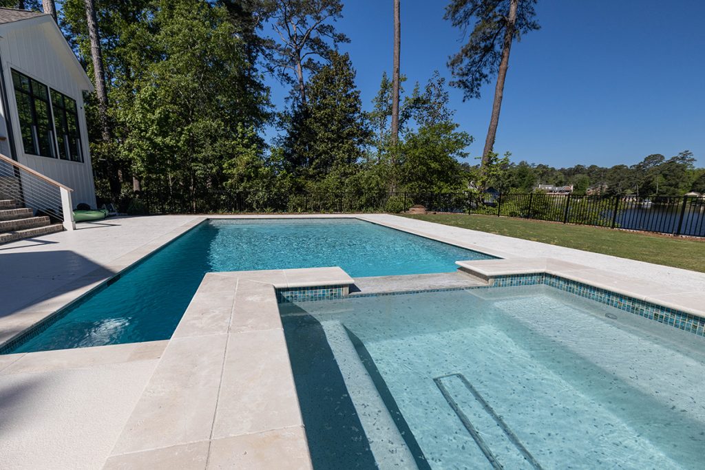 Rectangle Pool & Raised Spa on Forest Lake - The Clearwater Pool Company